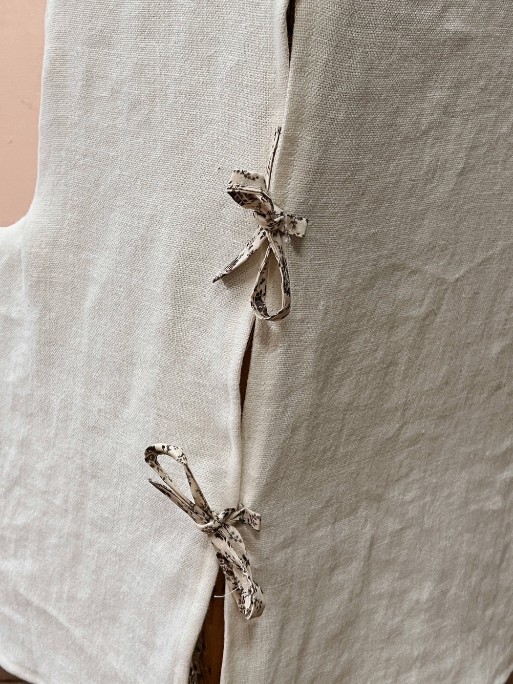 Mabel Wing Chair– Faeger Shop