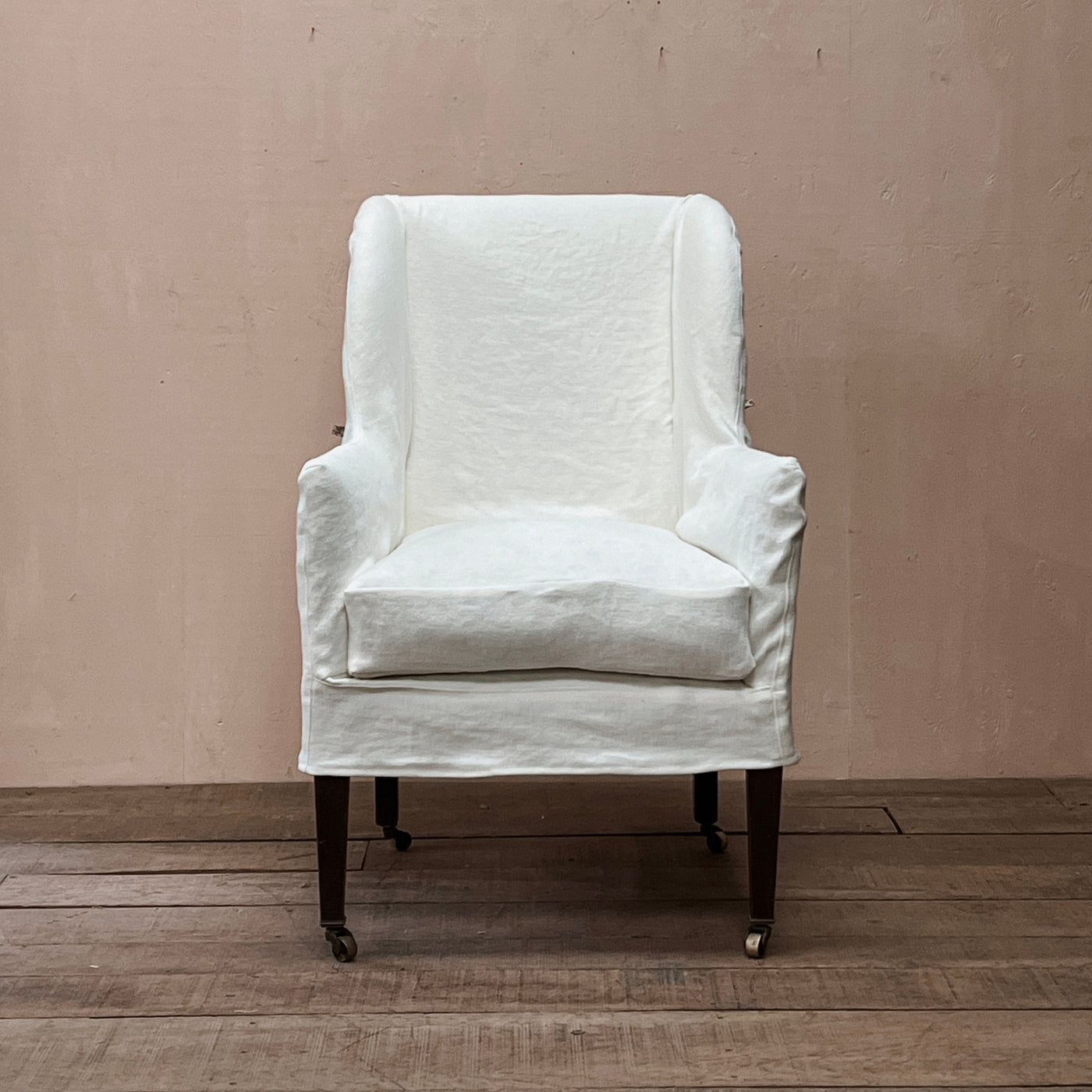 Mabel Wing Chair– Faeger Shop